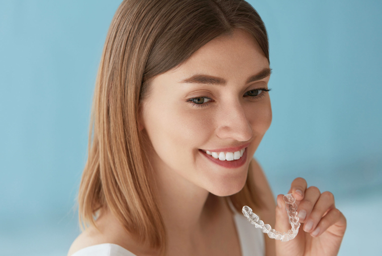 Invisalign Dentist Dallas TX | Floss Dental